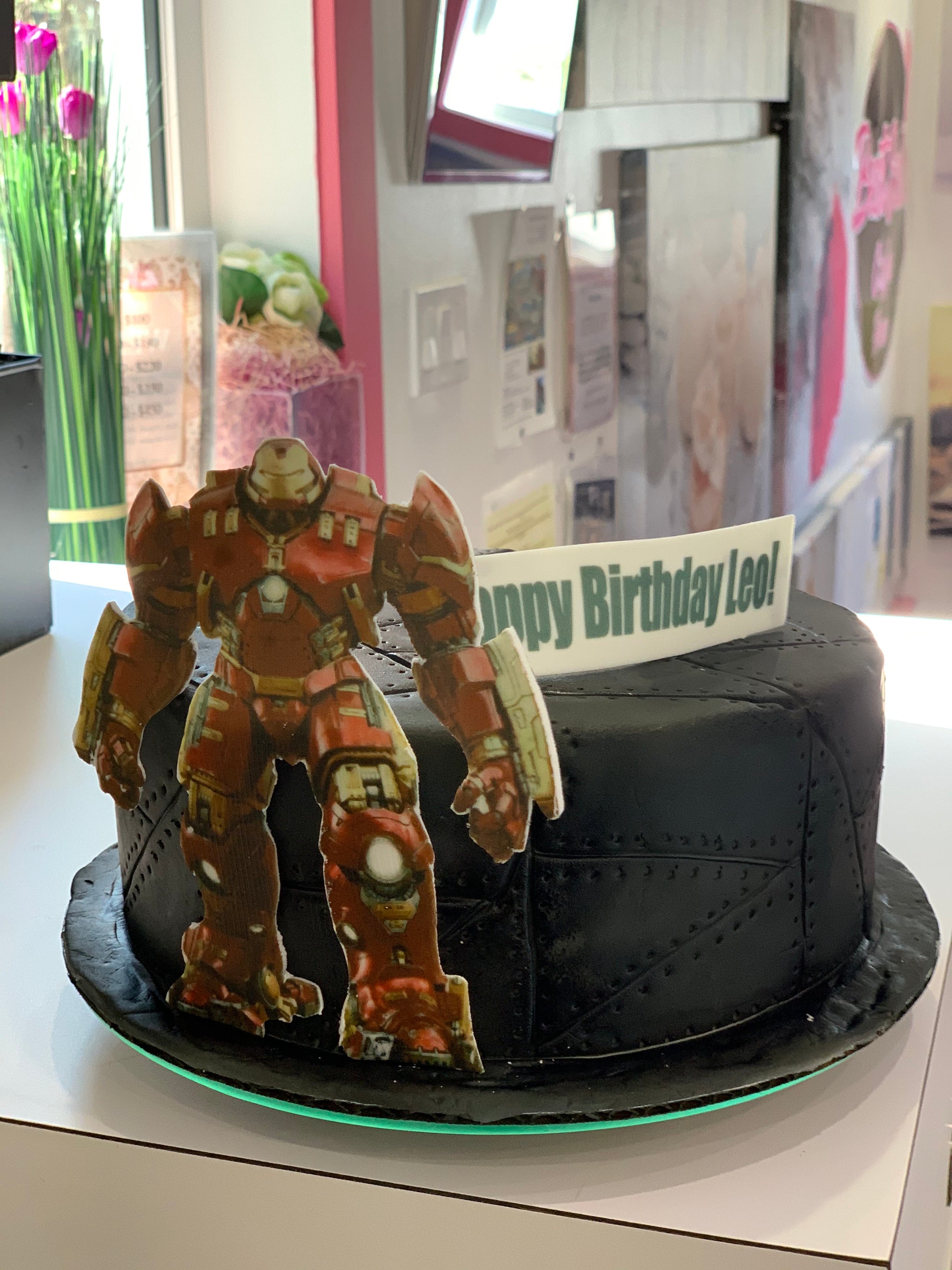 Iron Man Cake Iron Man Cake Decorated Cake By Bella Cakes